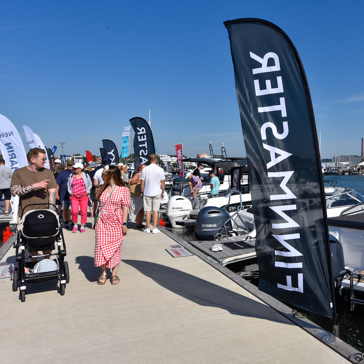 Uiva Flytande 2023 kokoaa veneilykansan Helsinkiin - Venemestari